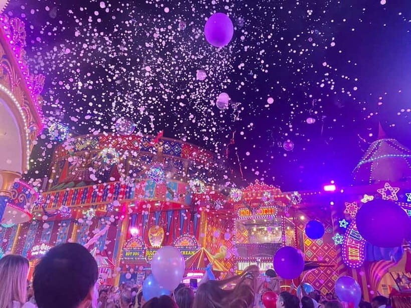 Phuket: Carnival Magic Experience Dinner with Show - Games, Art, and Crafts