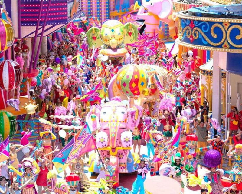 Phuket: Carnival Magic Show Royal Seat with Dinner - The Value of the Experience