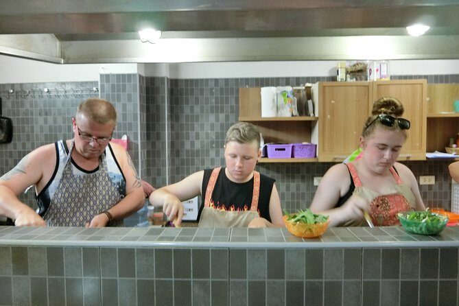 Phuket Cooking Course Half Day Class and Market Tour - Who Should Consider This Tour?