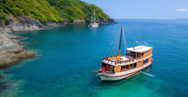 Phuket: Day Trip Cruise with Lunch by Traditional boat - Key Points