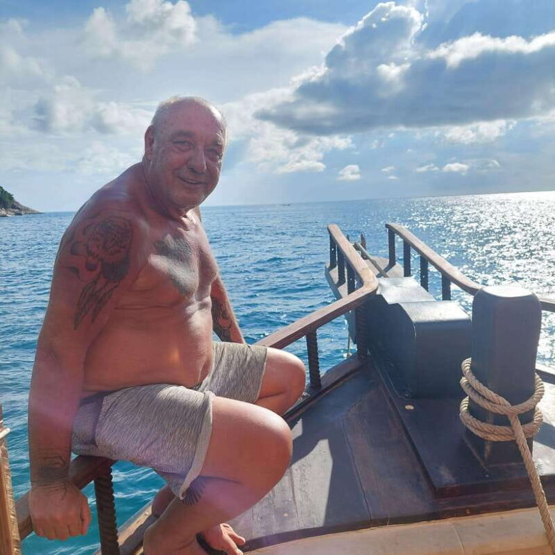 Phuket: Escape the crowds on relaxing boat (Snorkelling) - Who Should Consider This Tour?