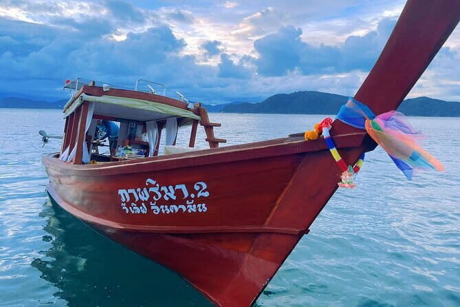 Phuket Luxury Traditional Boat Ride/Coral Island 08.30AM-01.30PM - Phuket Luxury Traditional Boat Ride to Coral Island: An In-Depth Review