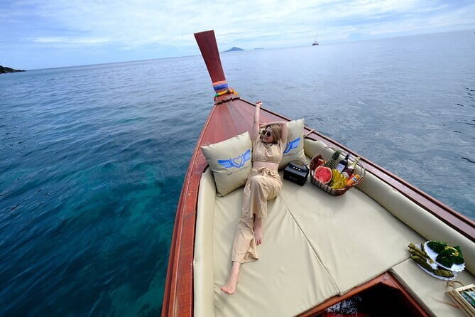 Phuket Luxury Traditional Boat Ride/Coral Island 08.30AM-01.30PM - Fishing and Return Journey