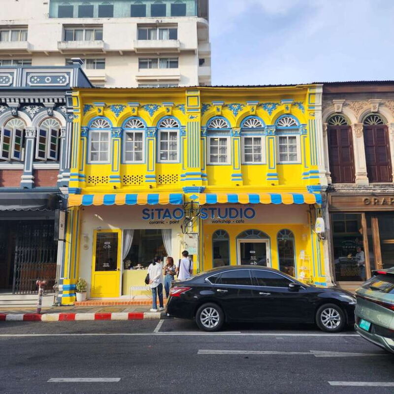 Phuket: Old Town Morning Street Art Walking Tour with Lunch - Who Should Consider This Tour?