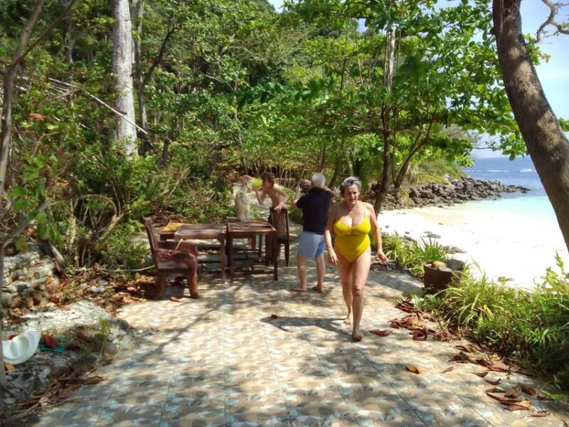 Phuket: Phi Phi & Kai Island Private Speed Boat Tour - Key Points