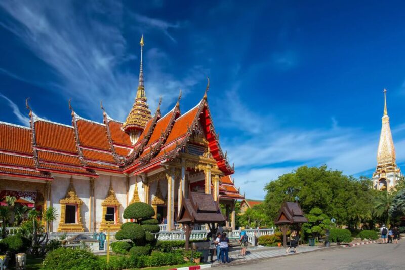 Phuket: Premium Landmark City and Sightseeing Tour - The Guide and Group Experience