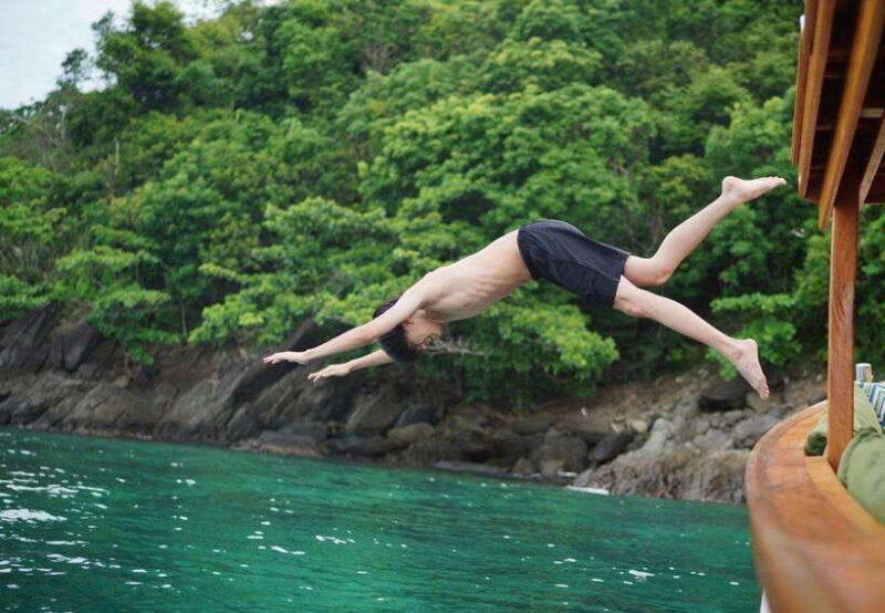 Phuket: Private Luxury Long Tail Boat to Raya and Coral - What Makes This Tour Stand Out