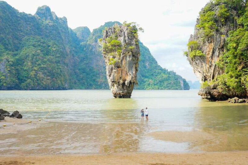 Phuket: Private Luxury Vintage Boat Trip to Phang Nga Bay - Key Points