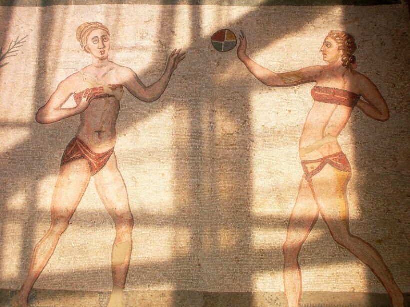 Piazza Armerina: Roman Villa del Casale Mosaics Tour - Key Points