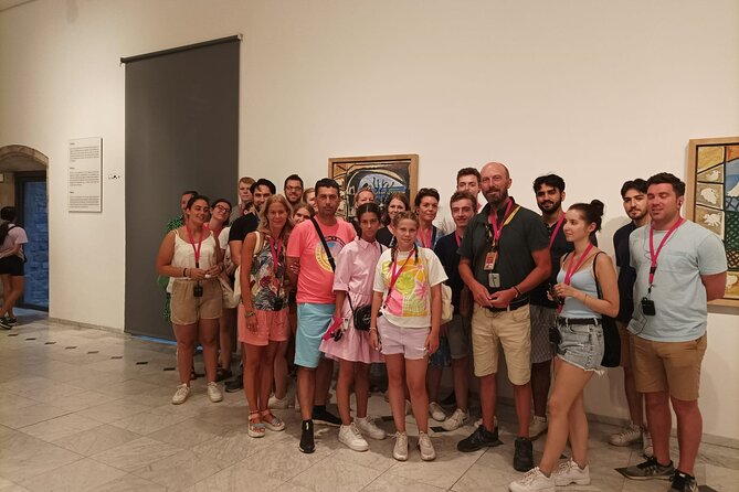 Picasso Museum Guided Tour With Skip the Line Ticket - Meeting Point and Logistics