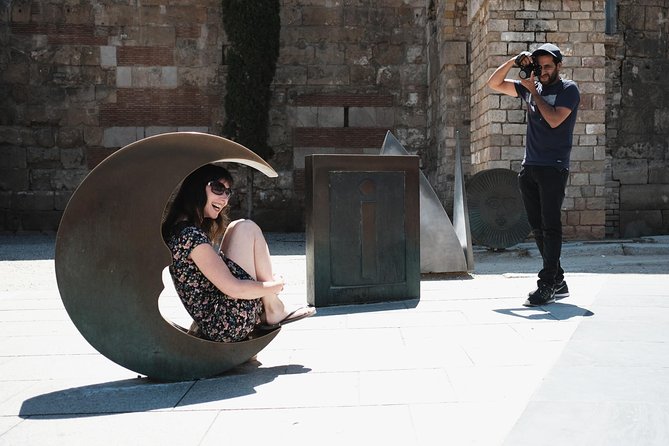 Picasso the Life and Scandals of a Genius Walking Tour - Meeting and End Points