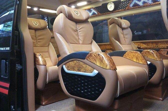Pick up Da Nang Airport to Hue city by Private 9s Limousine, go by Hai Van Pass - How the Booking Process Works