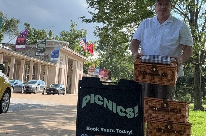 Picnic for 2-3 in Forest Park: 3-4 Restaurants in Every Basket! - The Sum Up