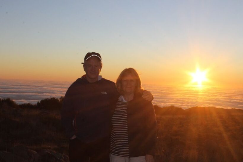 Pico do Arieiro: Private 4x4 Sunrise Trip with Hot Drinks - Reviews: Authentic Perspectives