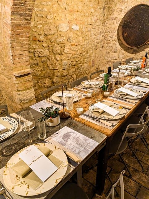 Pienza: New Years Eve Dinner in an ancient Tuscan farmhouse - Key Points