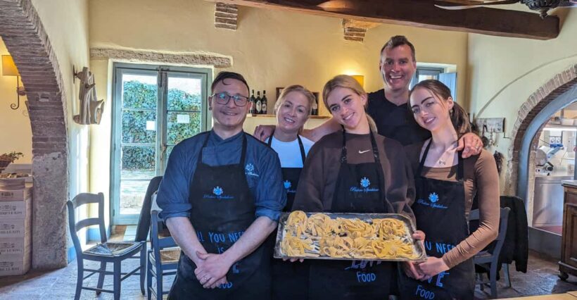 Pienza: Tuscan Cooking Class of Homemade Pastas and Cantucci - Authenticity and reviews