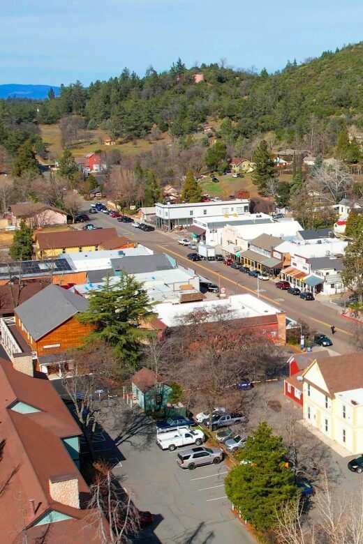 Pies & Pickaxes: A Historic Walking Tour of Julian, CA - An In-Depth Look at the Julian Walking Tour