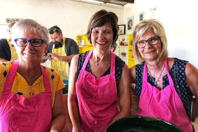 Pigs and Rum Cooking Class - Key Points