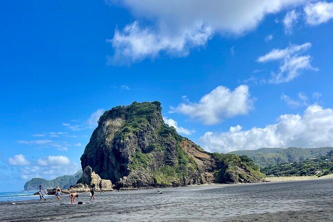 Piha Beach - The Allure of Piha Beach