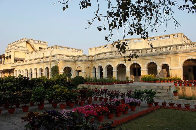 Pilgrimage & History: Prayagraj Day Trip from Varanasi - Who should consider this tour?