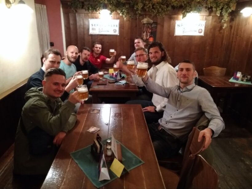 Pilsen: Pub and Club Crawl - An In-Depth Look at the Pilsen Pub and Club Crawl