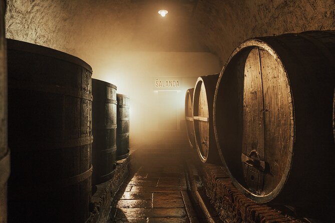 Pilsner Urquell Brewery Tour With Beer Tasting - Experience the Pilsner Urquell Legacy