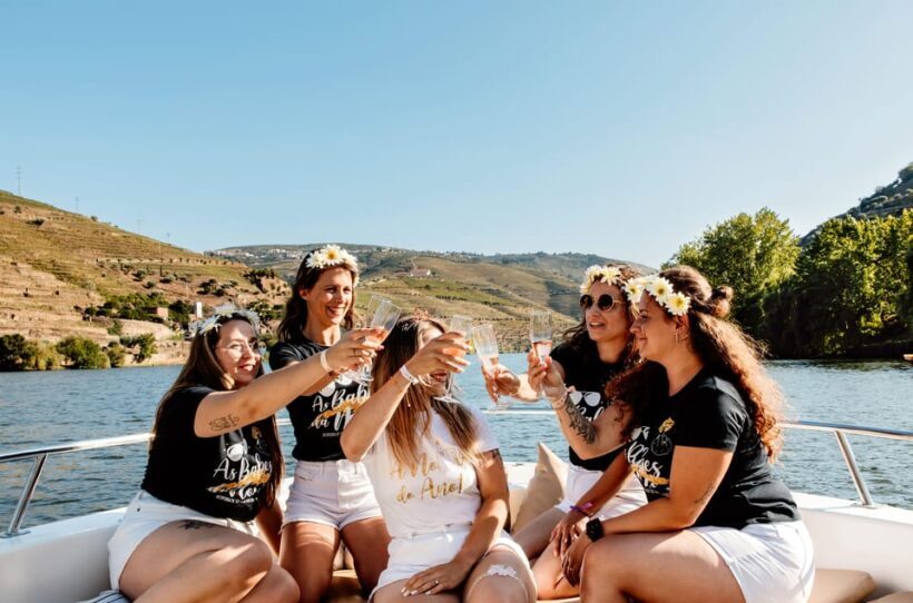 Pinhão: 1 Hour SUNSET Cruise with Sparkling Wine - Key Points
