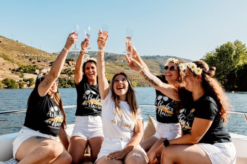 Pinhão: 1 Hour SUNSET Cruise with Sparkling Wine - What to Expect on the Pinhão Sunset Cruise