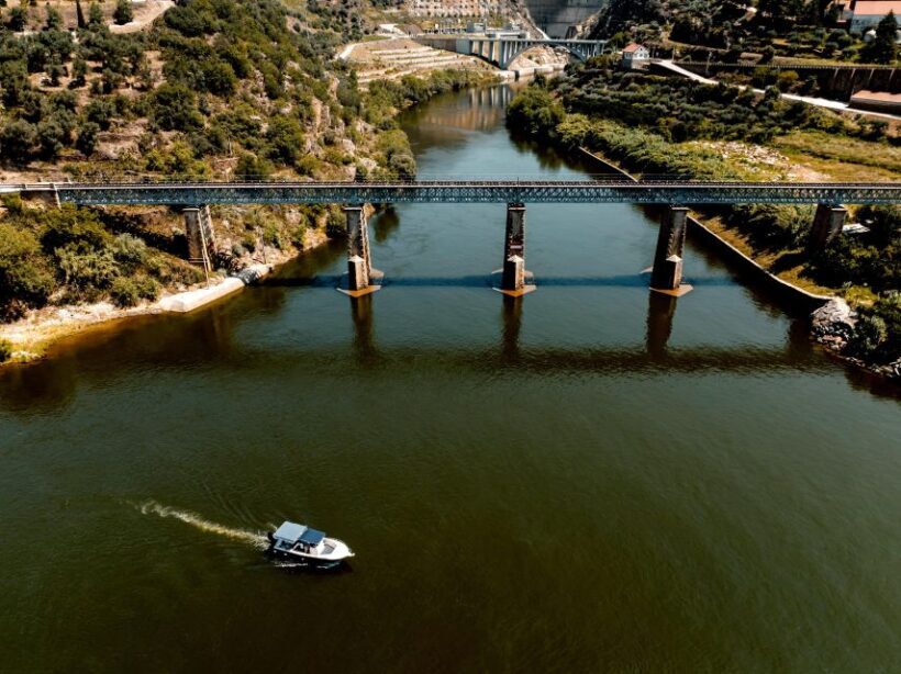 Pinhão: Douro River Boat Tour with Lunch - An Overview of the Douro River Tour Experience