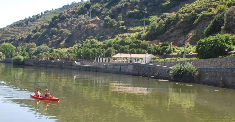 Pinhão: Douro Valley Rabelo Boat Tour and Kayak Experience - Key Points