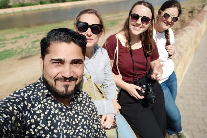 Pink city private Day Tour by Tuk Tuk with English speaking driver.. - Practical Tips for Your Jaipur Tuk Tuk Tour