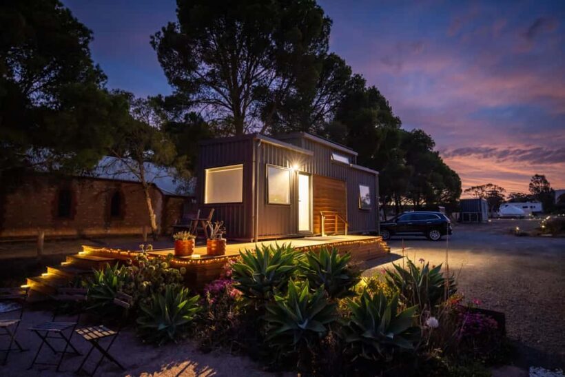Pink Lake Tiny House Stay - BBQ Dinner & Campfire Experience - Key Points