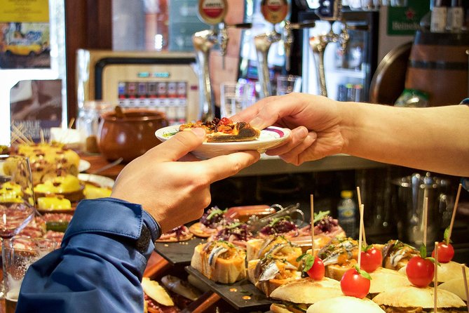 Pintxo and Tapas Tour With Local Food Expert - Discovering Bilbaos Culinary Culture