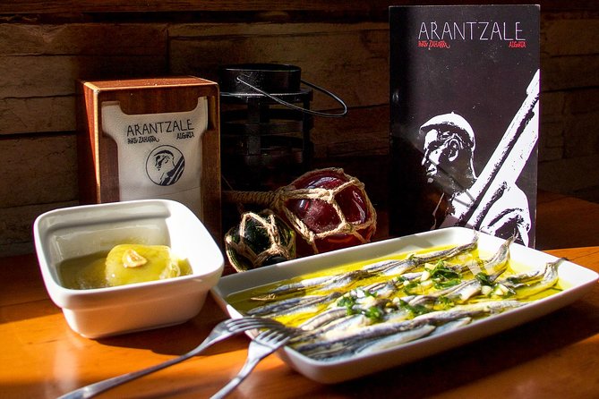 Pintxo and Tapas Tour With Local Food Expert - Indulging in the Pintxos and Drinks