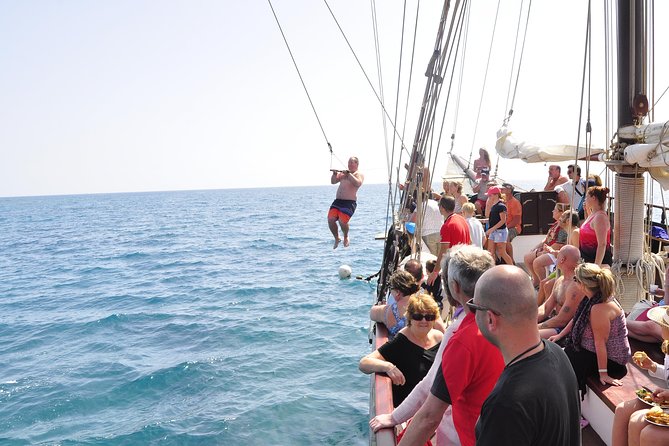 Pirate Adventure Boat Tour with Lunch in Fuerteventura - Analyzing the Value and Experience