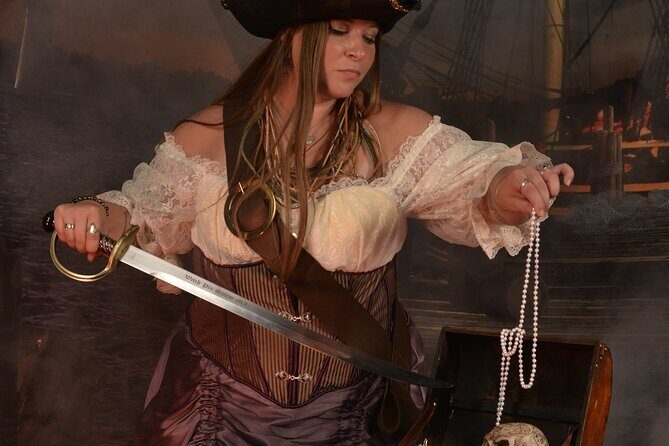 Pirate Costume Photo Shoot - An In-Depth Look at the Experience