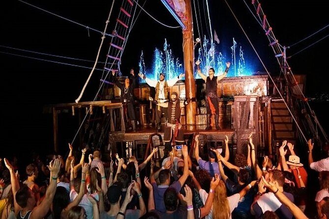 Pirate Ship at Night - A Detailed Look at the Itinerary