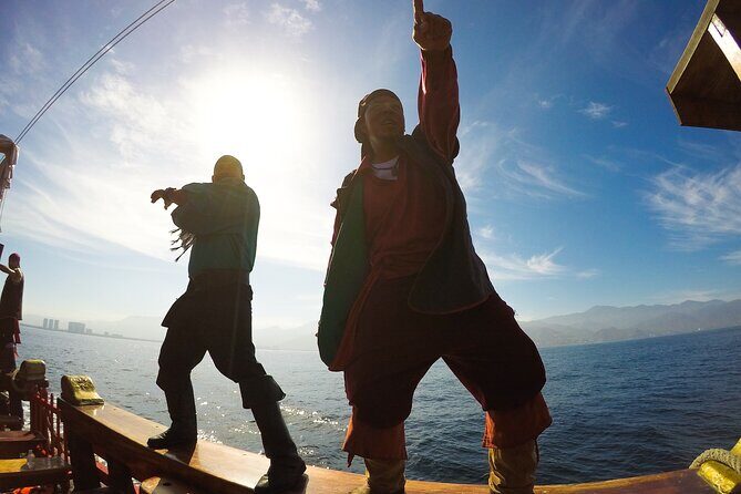 Pirate Ship Premium Dinner Cruise with Show - Who Will Love This Tour?