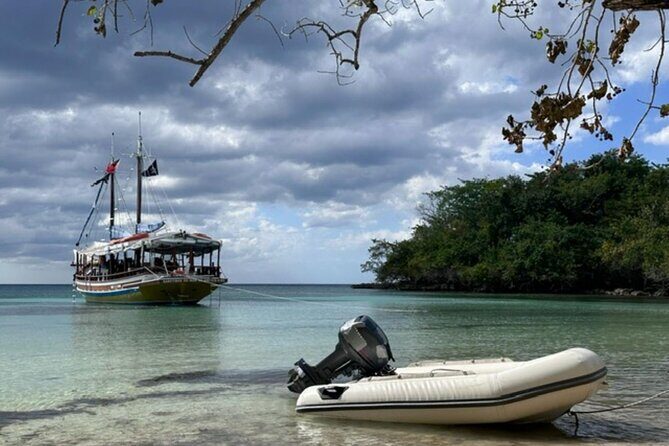 Pirate Ship Sunset Cruise and Ricks Cafe Montego Bay Resorts - Introduction: What to Expect from This Montego Bay Adventure