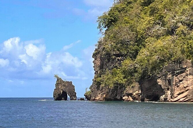 Pirates of the Caribbean and Dark View Falls Tour - FAQ