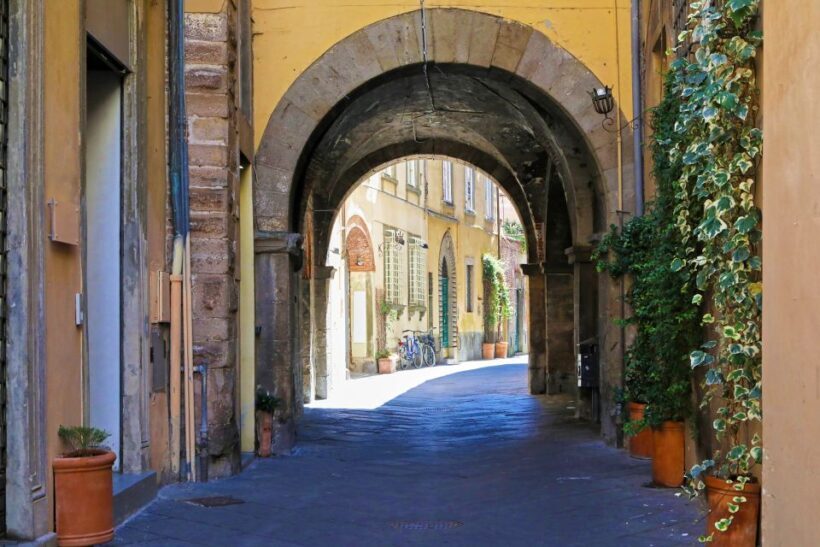 Pisa and Lucca: Private Full-Day Tour by Deluxe Van - Who Is This Tour Best For?