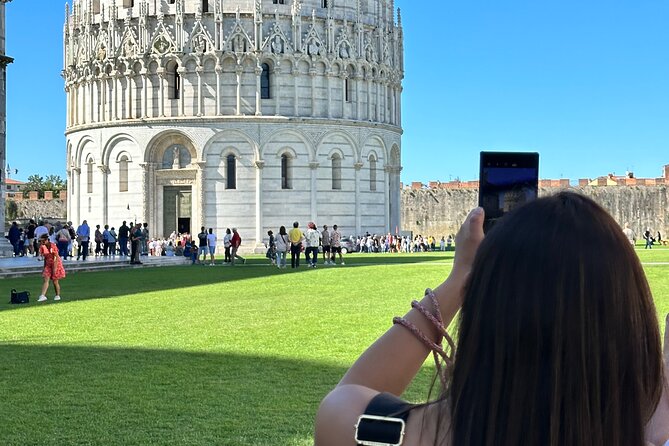 Pisa and Lucca Tour from Florence with the Leaning Tower access - Authenticity and Authentic Experiences