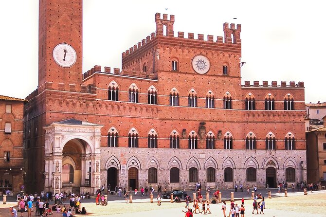 Pisa, Siena, San Gimignano and Chianti: Tuscany Day Trip by Minivan - Discovering Monteriggioni, San Gimignano, and Pisa