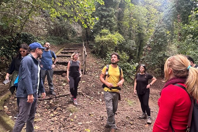 Pitigliano in the Footstep of the Etruscan: Hike and Wine Tasting - The Guided Hike Experience