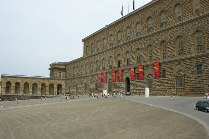 Pitti Palace Small Group Tour - Key Points