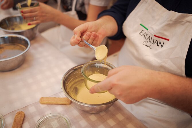 Pizza and Tiramisu Cooking Class in Rome, Piazza Navona - Instructor and Atmosphere