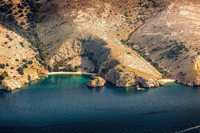 Plavnik Island & Wild Bays Full-Day Boat Trip With Capt. Bobo - Key Points