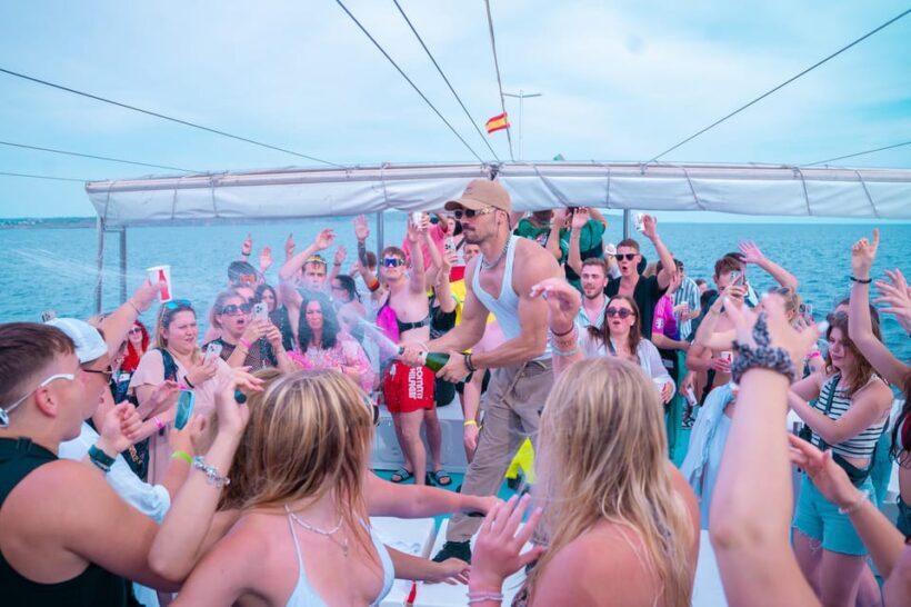 Playa de Palma: Boat Party with DJ, Buffet and Entertainment - An In-Depth Look at the Mallorca Boat Party Experience