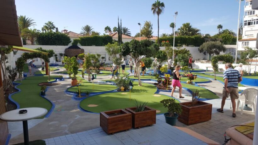Playa del Inglés: Minigolf Taidia - An In-Depth Look at Minigolf Taidia