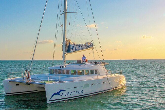 Plus Full Day Catamaran Tour to Isla Mujeres All Inclusive - Setting Sail on a Sprawling Catamaran